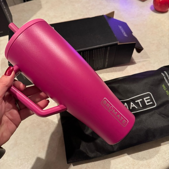 BRUMATE | Kitchen | Brumate Era 4oz Dragon Fruit Limited Edition ...